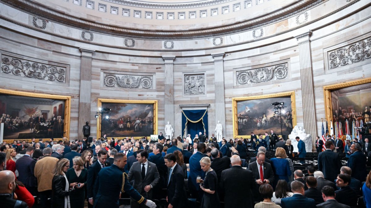 Jeff Bezos, Elon Musk among tech CEOs at Trump inauguration – NBC10 ...