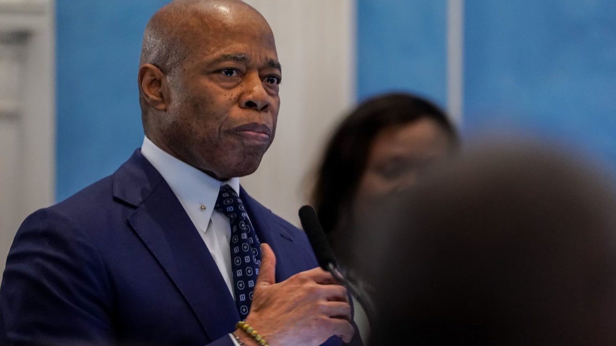 DOJ asks judge to dismiss Eric Adams case after seven prosecutors ...