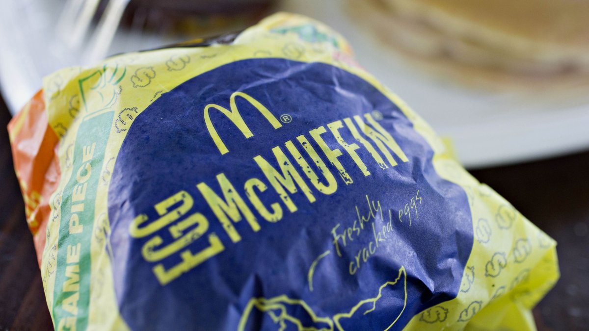 McDonald’s vows no egg surcharges as it preps $1 Egg McMuffin Day ...
