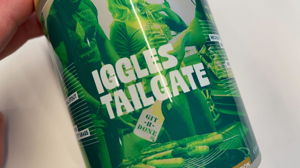 What smells are in the Iggles Tailgate Candle? – NBC10 Philadelphia