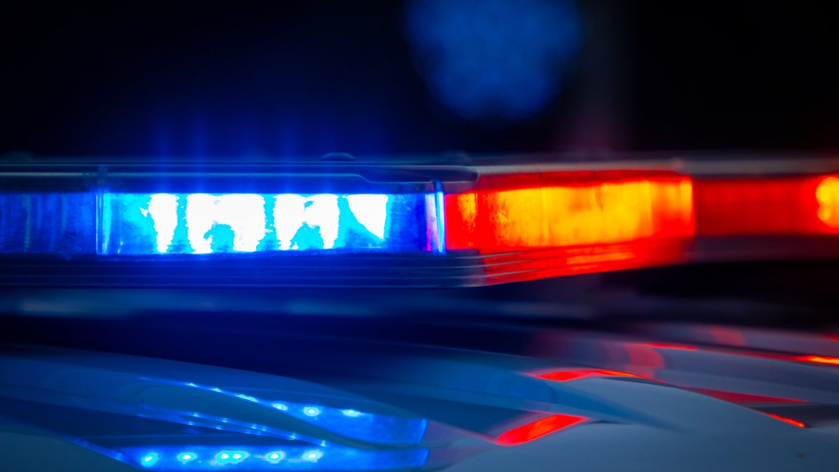 Police: 5 held at gunpoint, robbed in Mayfair home invasion – NBC10 ...