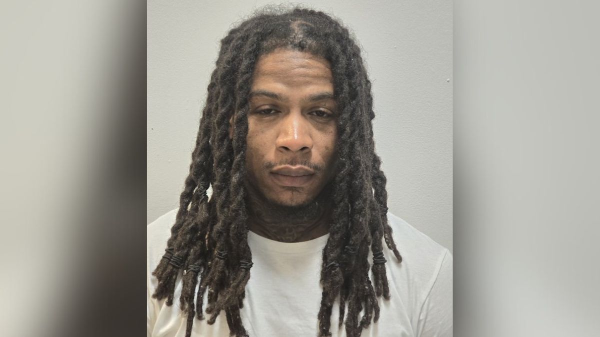 Man wanted after climbing 2 fences, escaping Philly prison – NBC10 ...