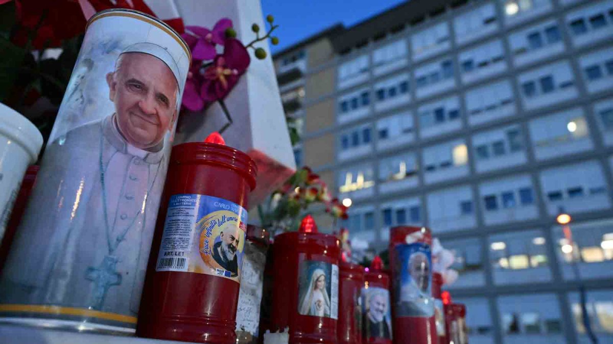 What does the Catholic Church do when a pope becomes sick? – NBC10 ...