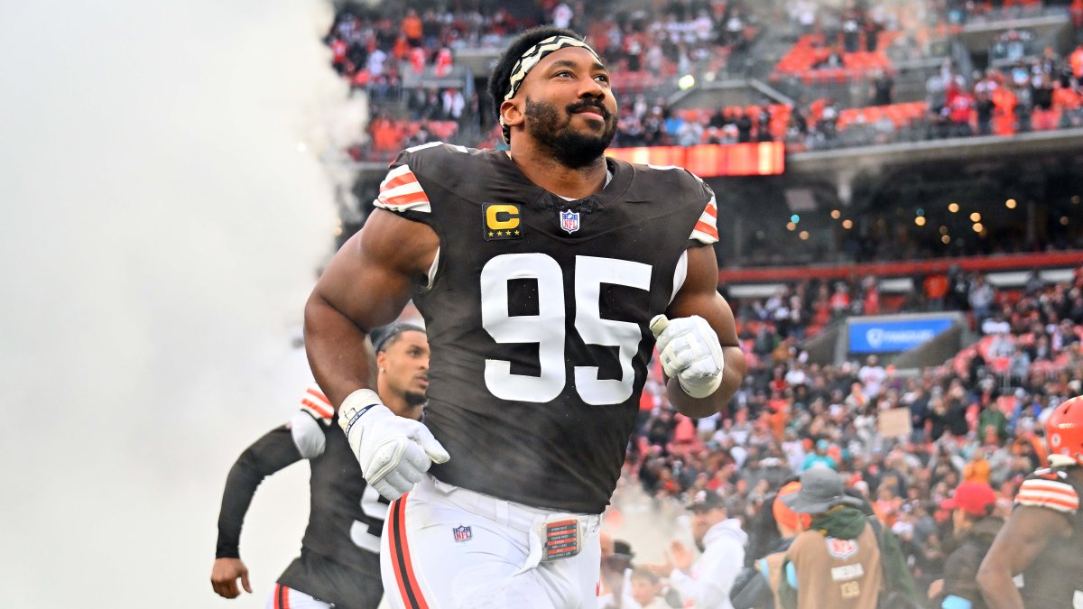 Browns DE Myles Garrett signs record-setting 4-year extension – NBC10 ...