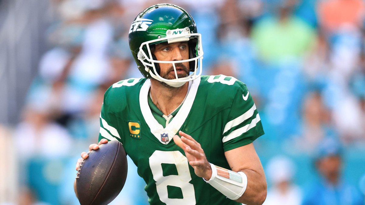 Aaron Rodgers signing 1-year deal with Steelers – NBC10 Philadelphia