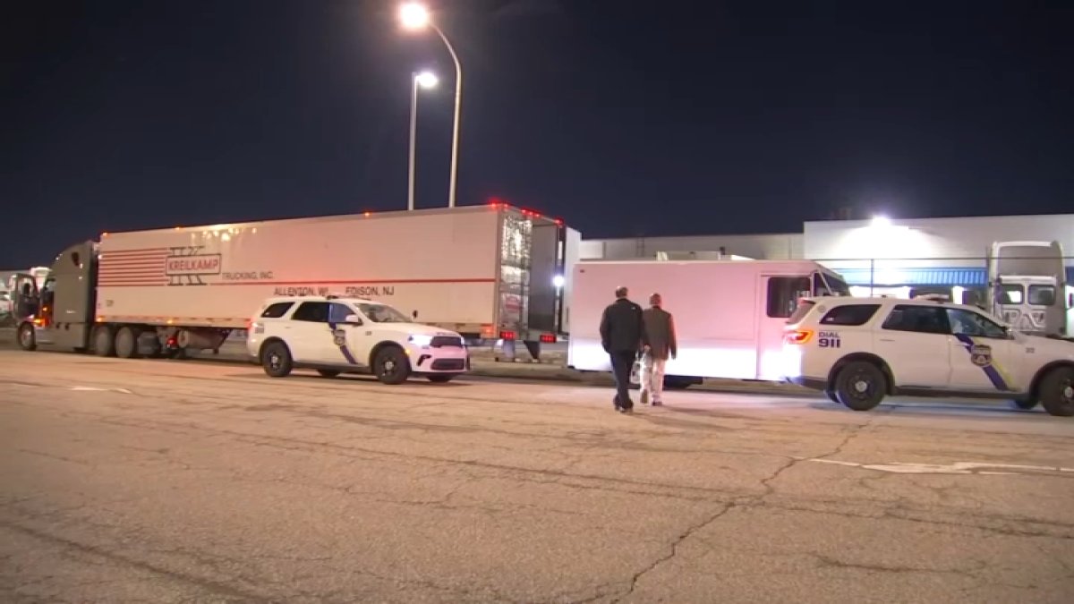 South Philly meat truck heist stopped. Police give chase – NBC10 ...