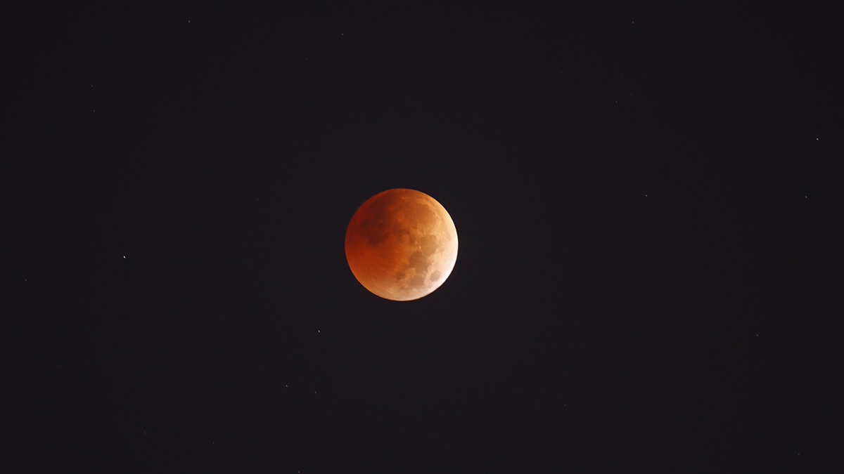 How to watch the ‘blood moon’ total lunar eclipse tonight – NBC10 ...