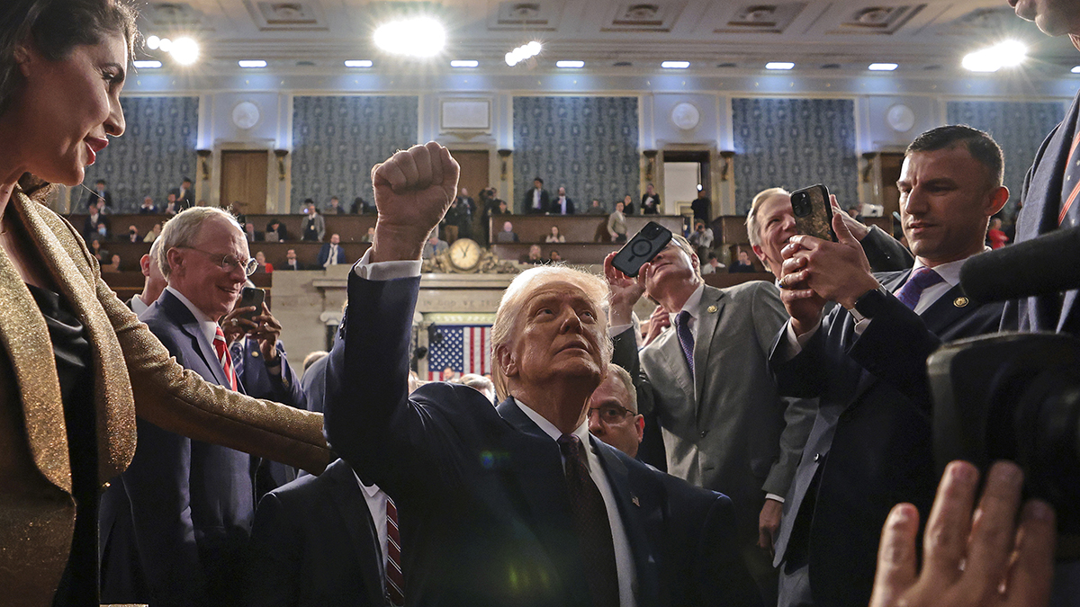 Trump grants one-month tariff delay for U.S. automakers – NBC10 ...