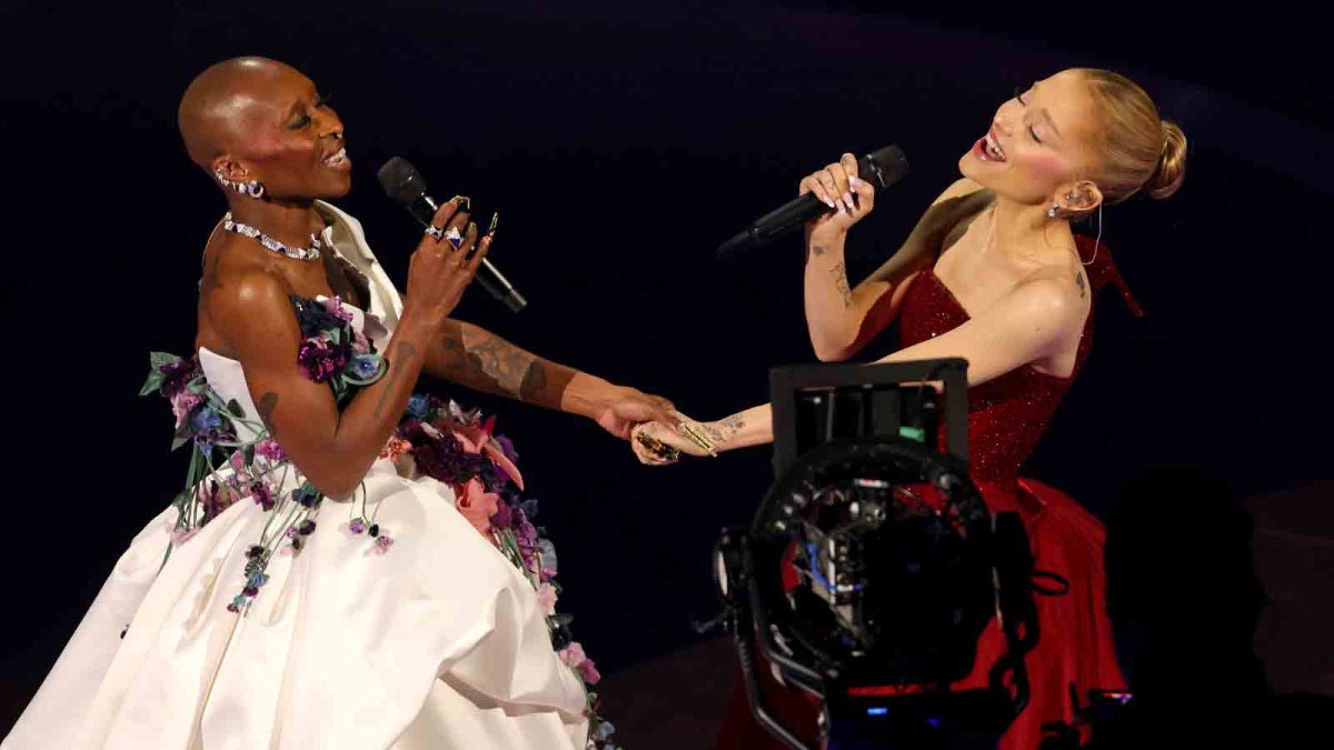 Ariana Grande, Cynthia Erivo open Academy Awards with ‘Wicked’ set ...