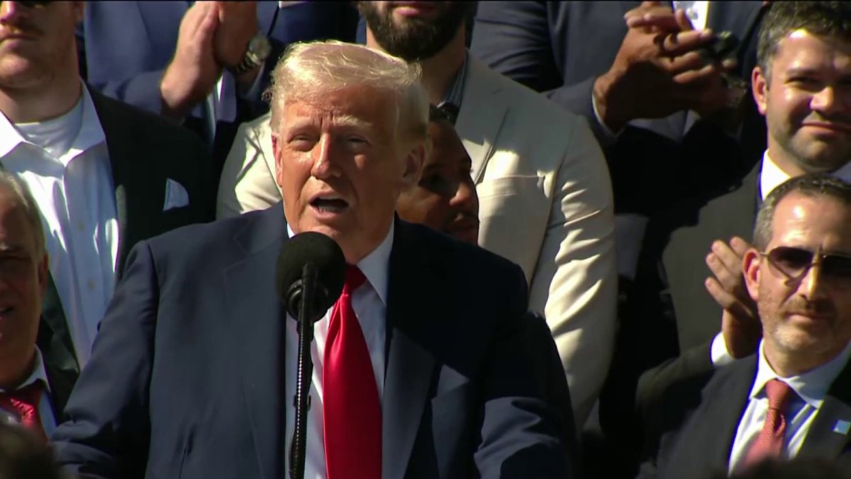 WATCH: The Philadelphia Eagles meet President Trump at White House ...