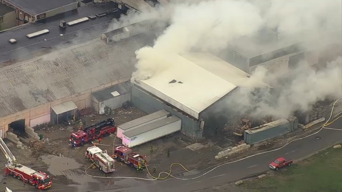 Recycling center fire sends smoke above Edgemoor, Del. – NBC10 Philadelphia