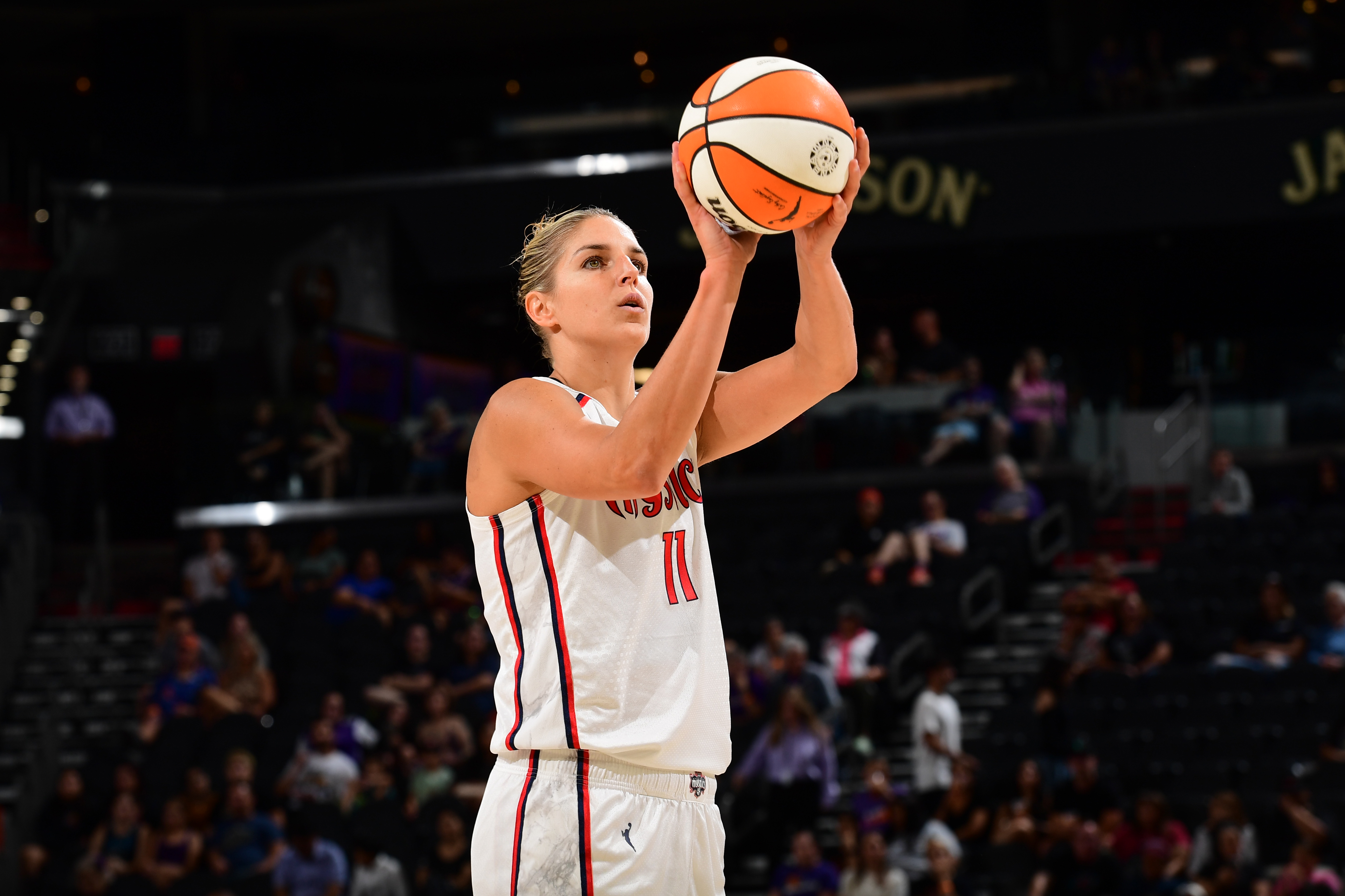 Two-time MVP Elena Delle Donne announces WNBA retirement – NBC10 ...
