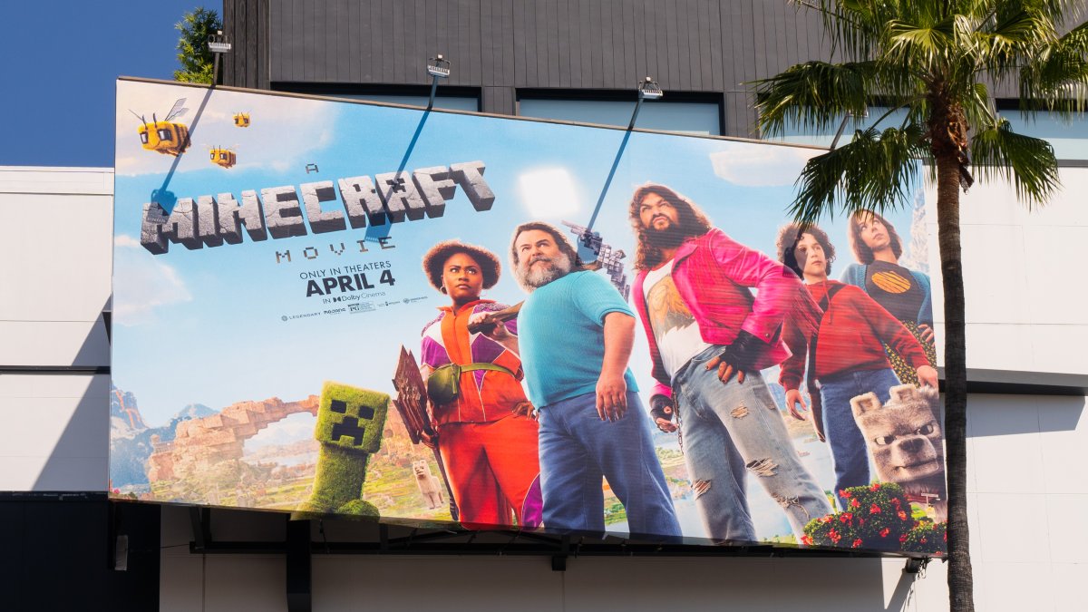 Hollywood lands much-needed hit with ‘A Minecraft Movie’ – NBC10 ...