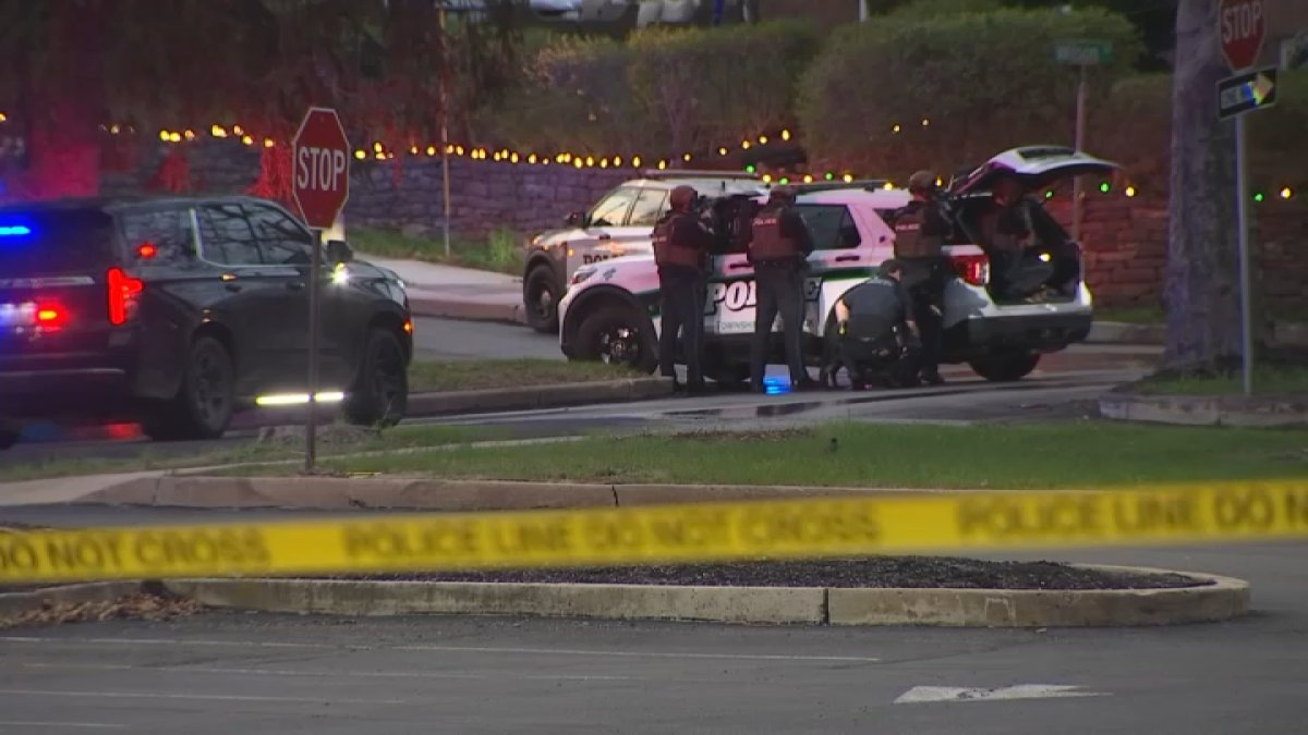 Gunman dies after shooting police officer in Pottstown: Officials ...