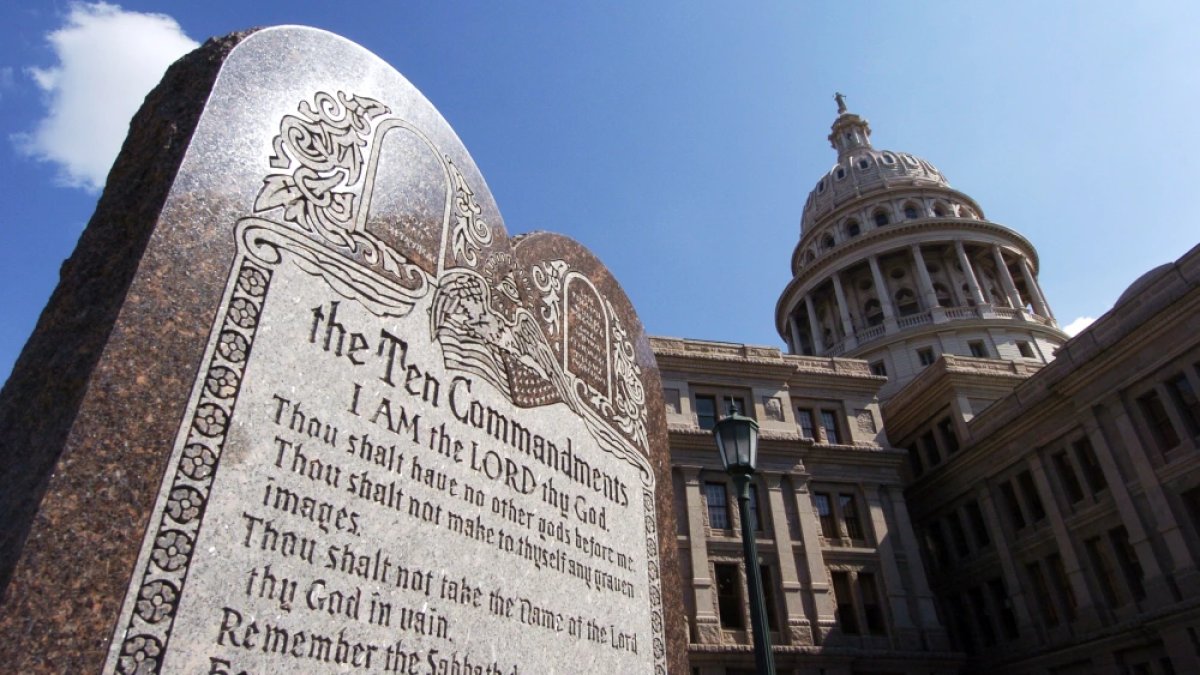 Texas bill would require Ten Commandments in public schools – NBC10 ...