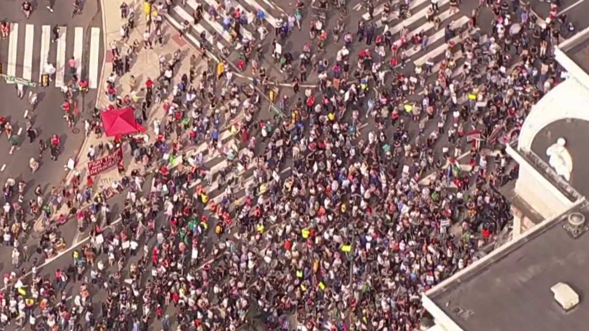 Massive crowd gathers in Center City for May Day rally featuring Bernie ...