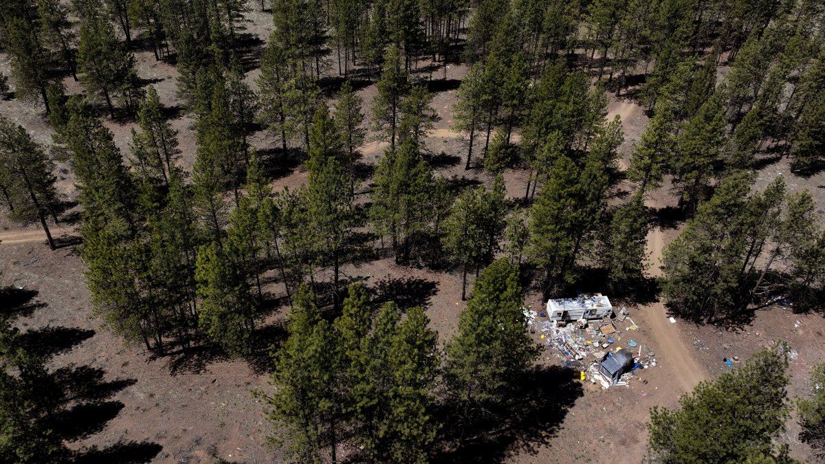 US Forest Service starts clearing homeless camp in Oregon national ...