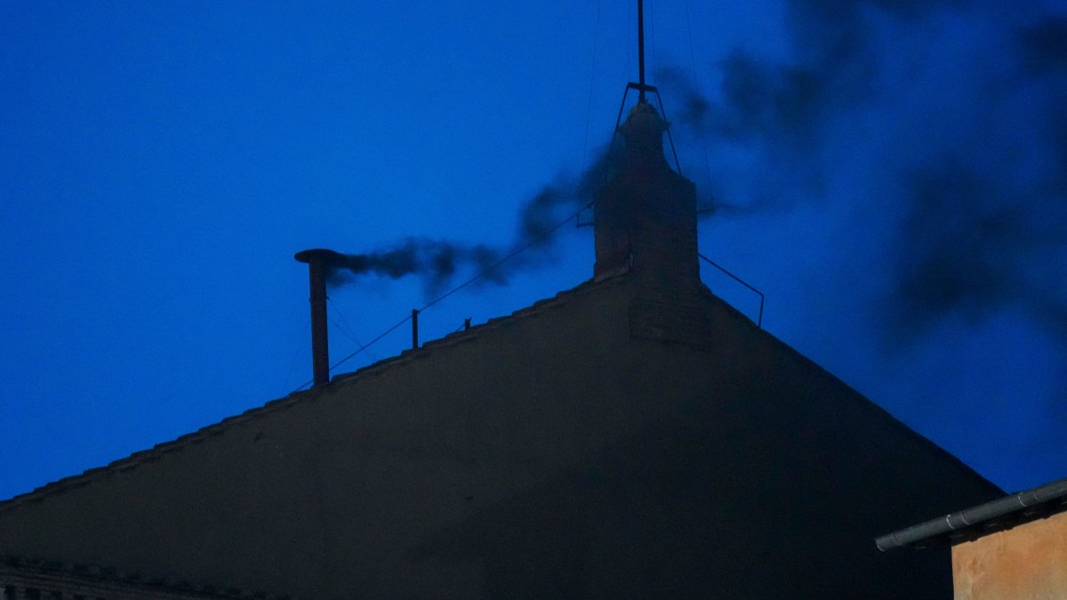 Live updates: No pope elected on first day of conclave – NBC10 Philadelphia