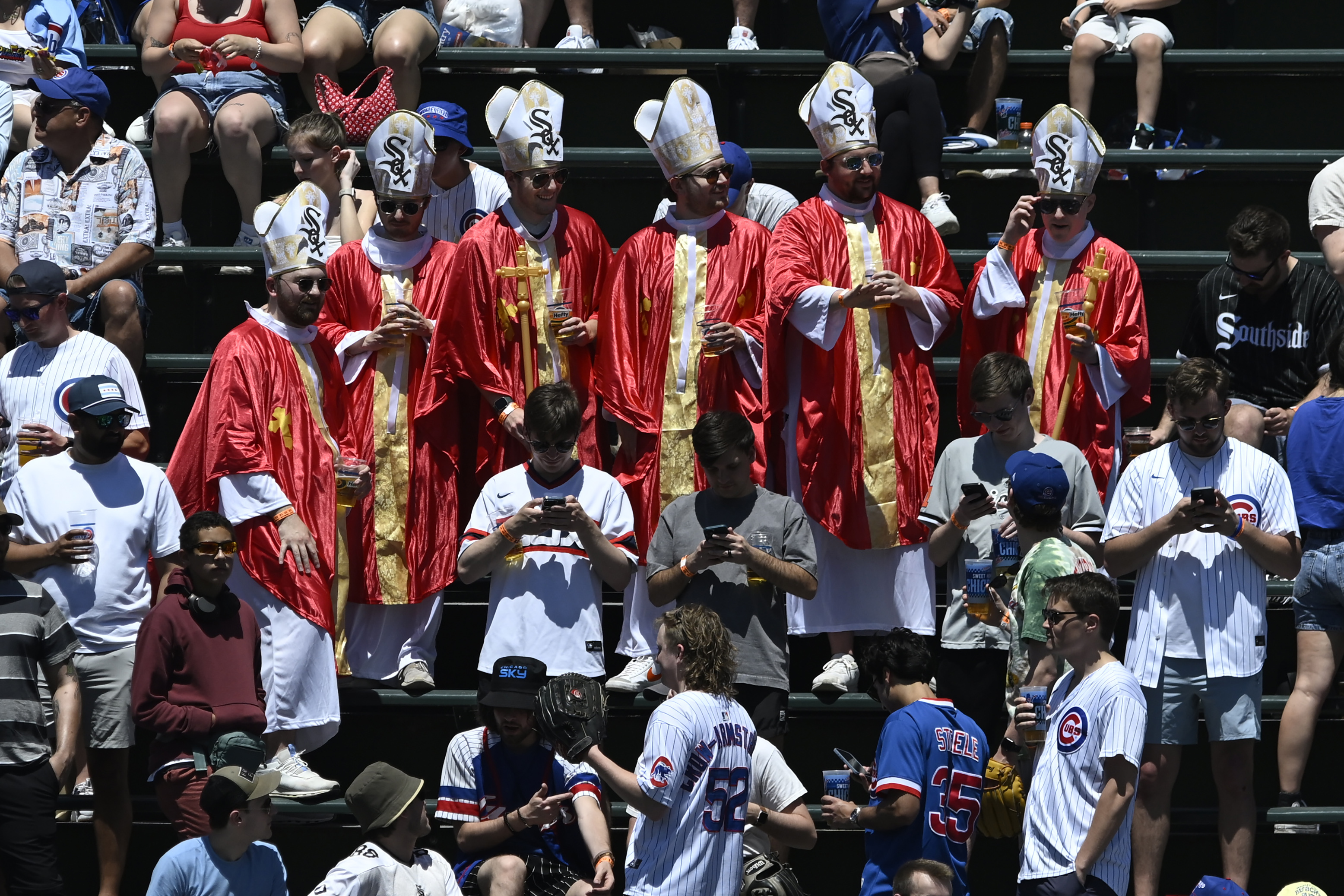 White Sox to unveil a graphic installation honoring Pope Leo XIV ...