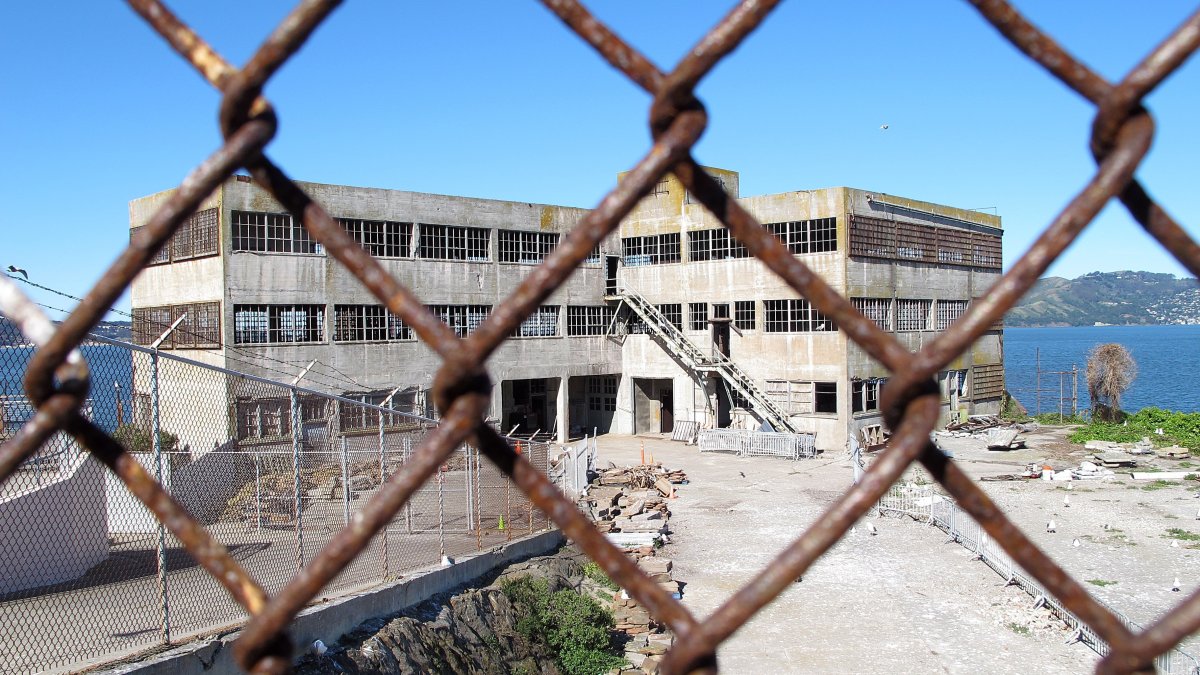 Why did Alcatraz close? Prison history as Trump seeks to reopen – NBC10 ...