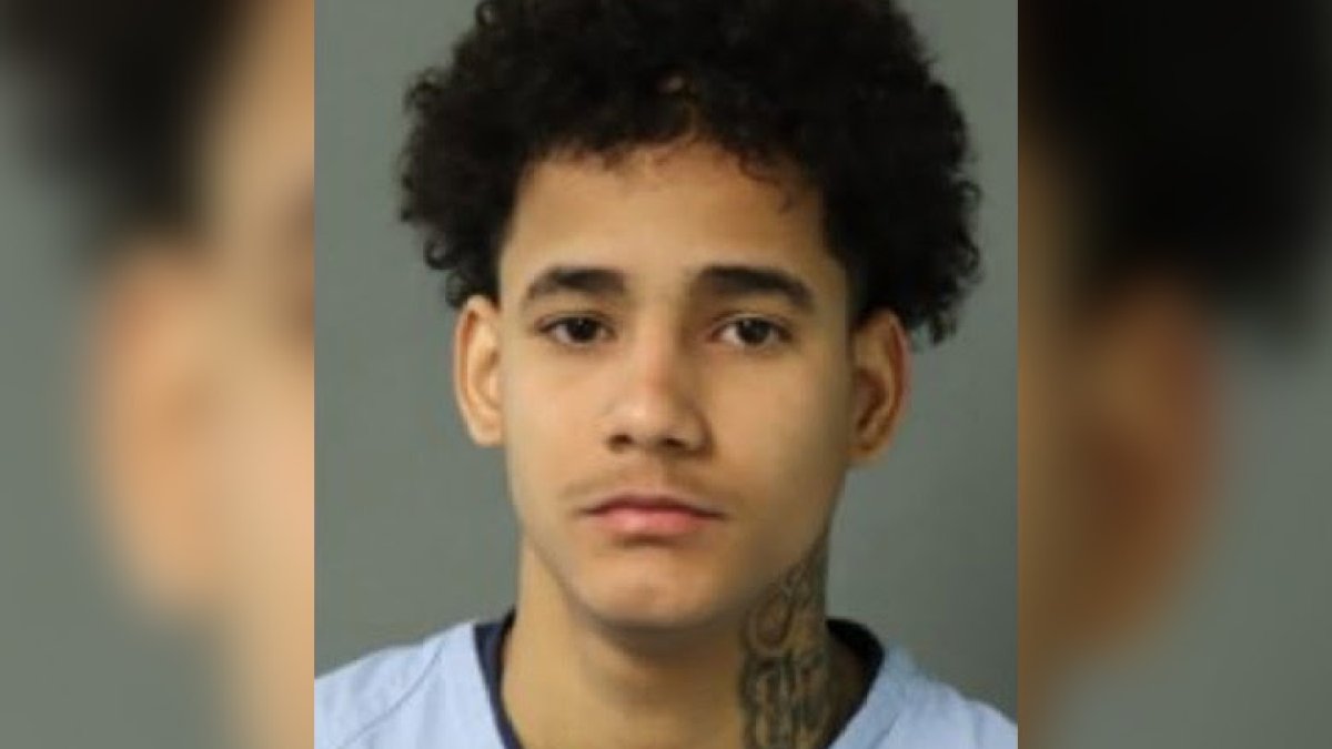 Suspect in Philadelphia restaurant robbery linked to burglaries – NBC10 ...