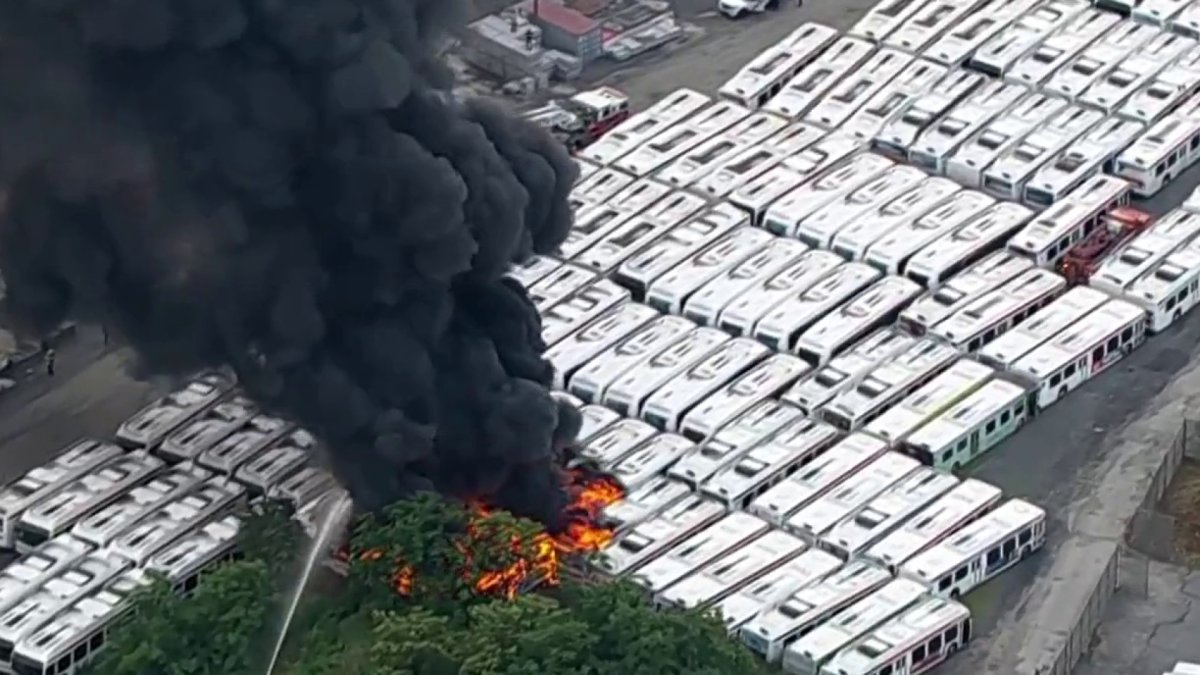 SEPTA buses catch fire at maintenance facility – NBC10 Philadelphia