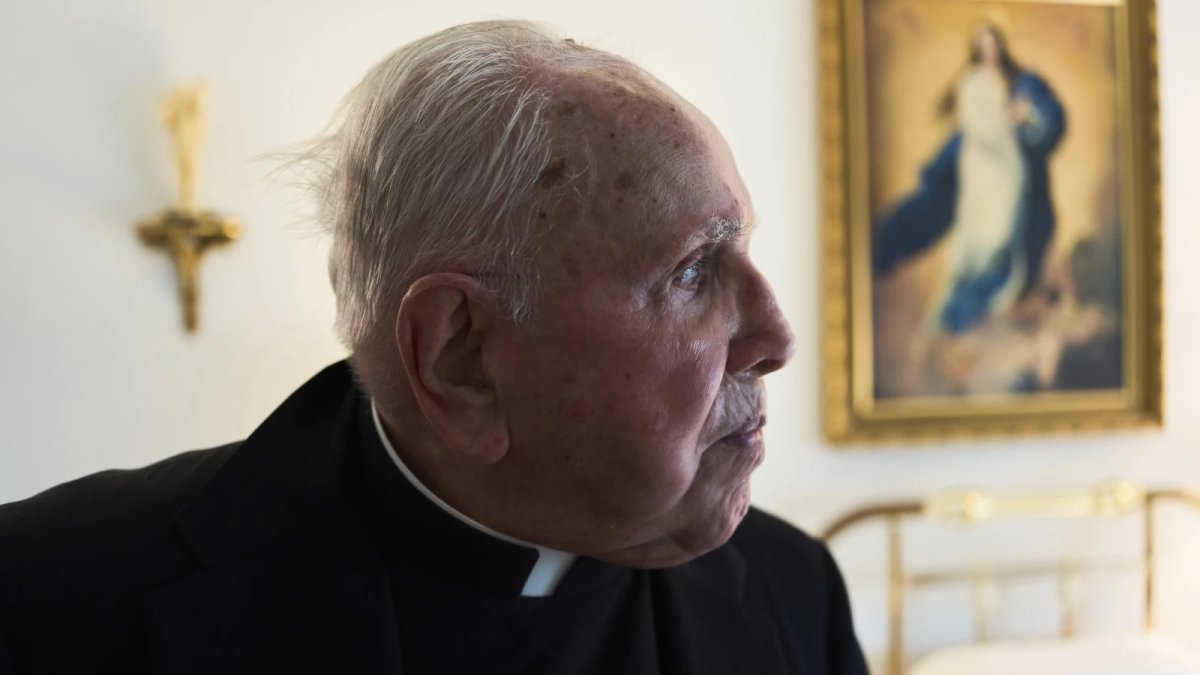 A Catholic priest from Philly embraces life even at 100 years old ...