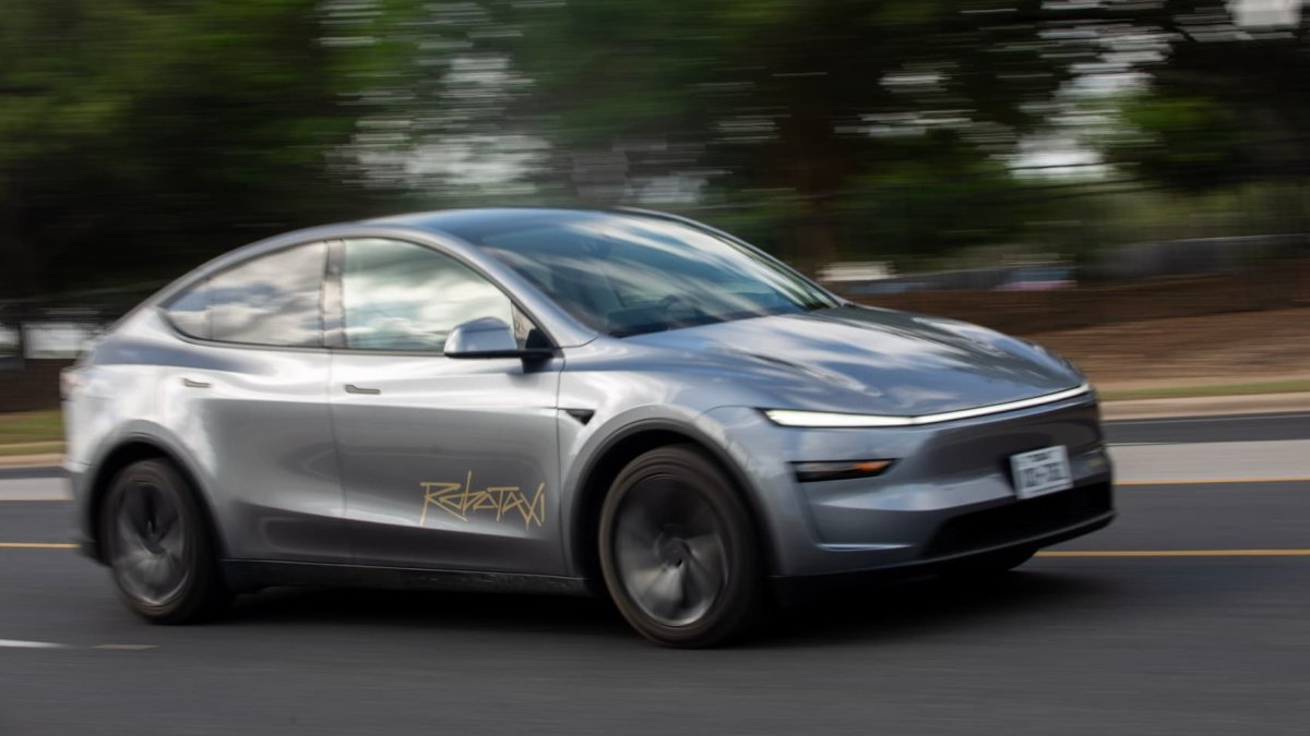 Tesla plans ‘friends and family’ car service in California, regulator ...