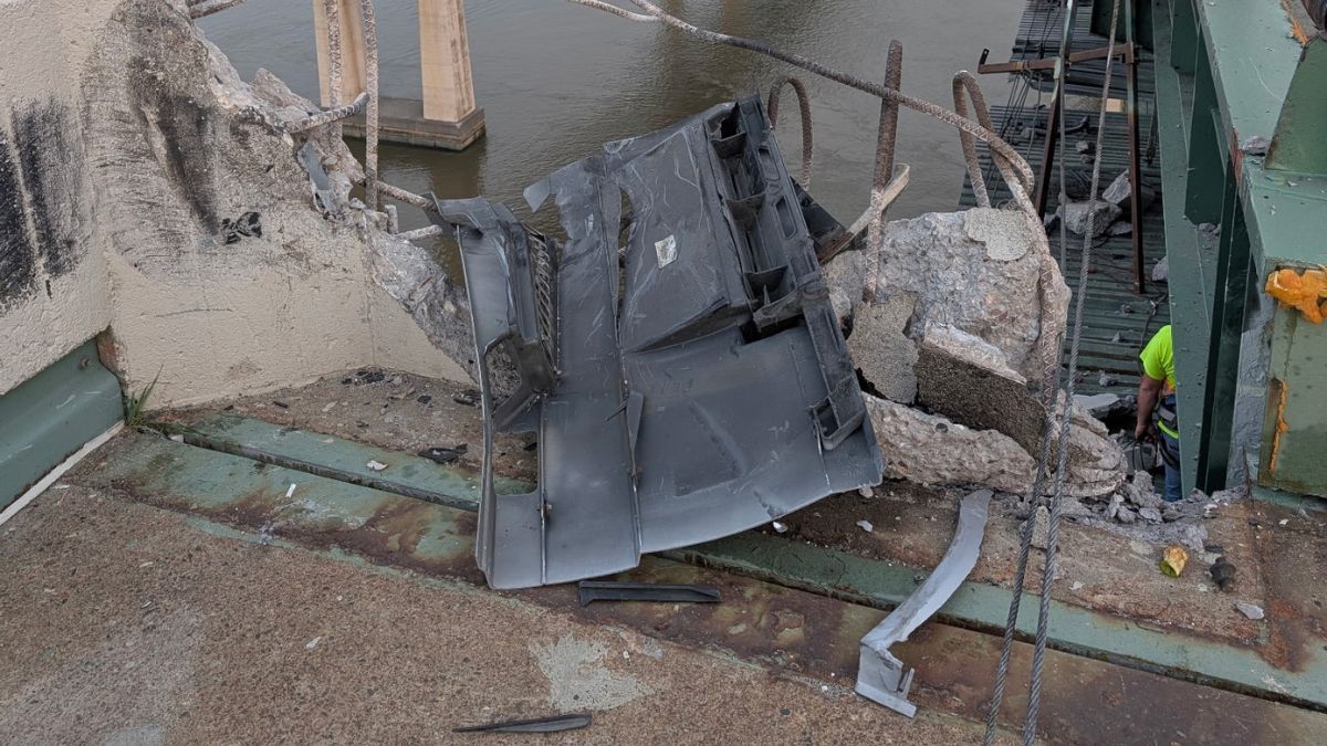 Body recovered after tractor trailer cab goes off Delaware Memorial ...