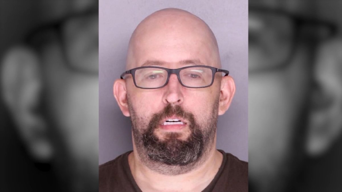 Vigilantes lure alleged child predator in Bensalem, Pa. – NBC10 ...