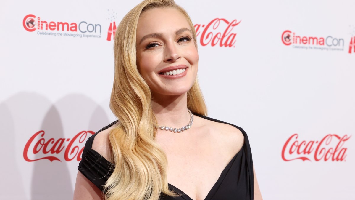 Lindsay Lohan shares rare family photo documenting trip to Italy – NBC10 Philadelphia