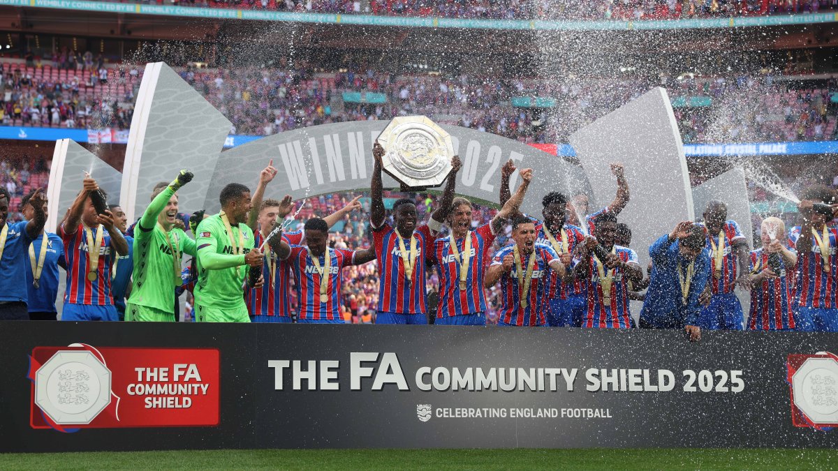 Crystal Palace upsets Liverpool via pens to win Community Shield ...
