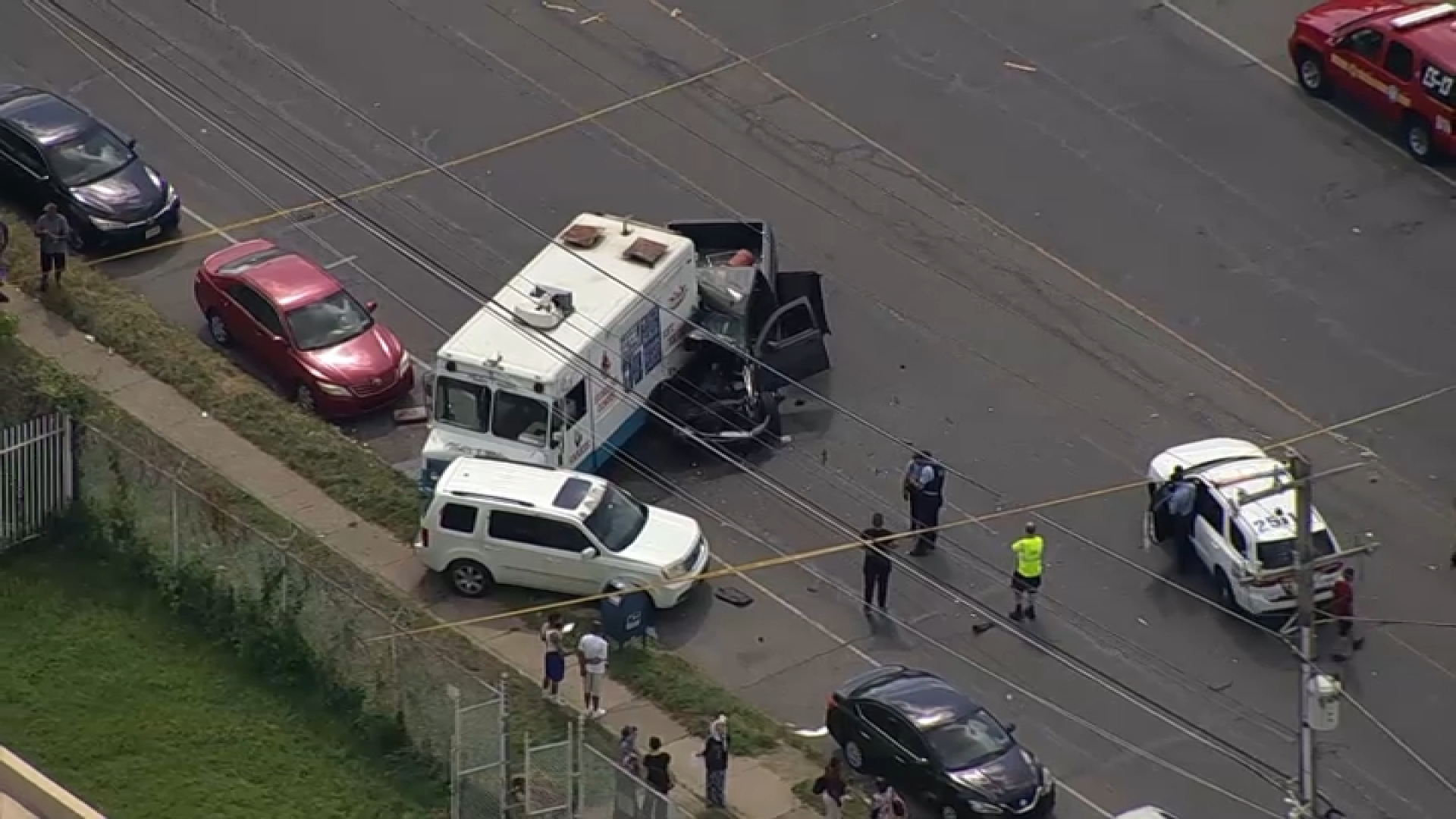 Video: Pickup truck crashes into ice cream truck in Philly – NBC10 ...