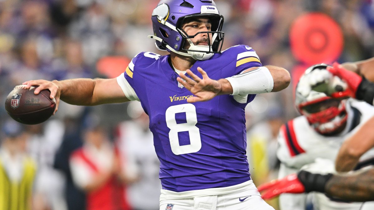 Eagles trade for Vikings quarterback Sam Howell – NBC10 Philadelphia
