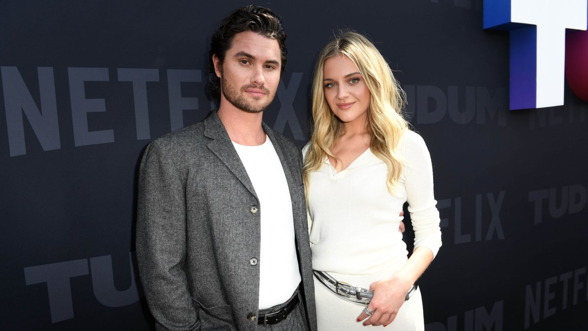 Kelsea Ballerini, Chase Stokes split after dating nearly 3 years ...