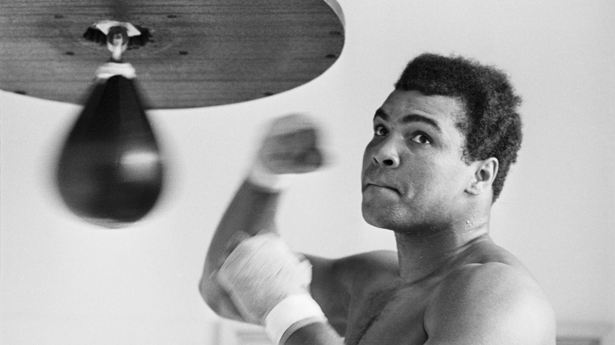 Muhammad Ali’s unsigned draft card will be auctioned – NBC10 Philadelphia