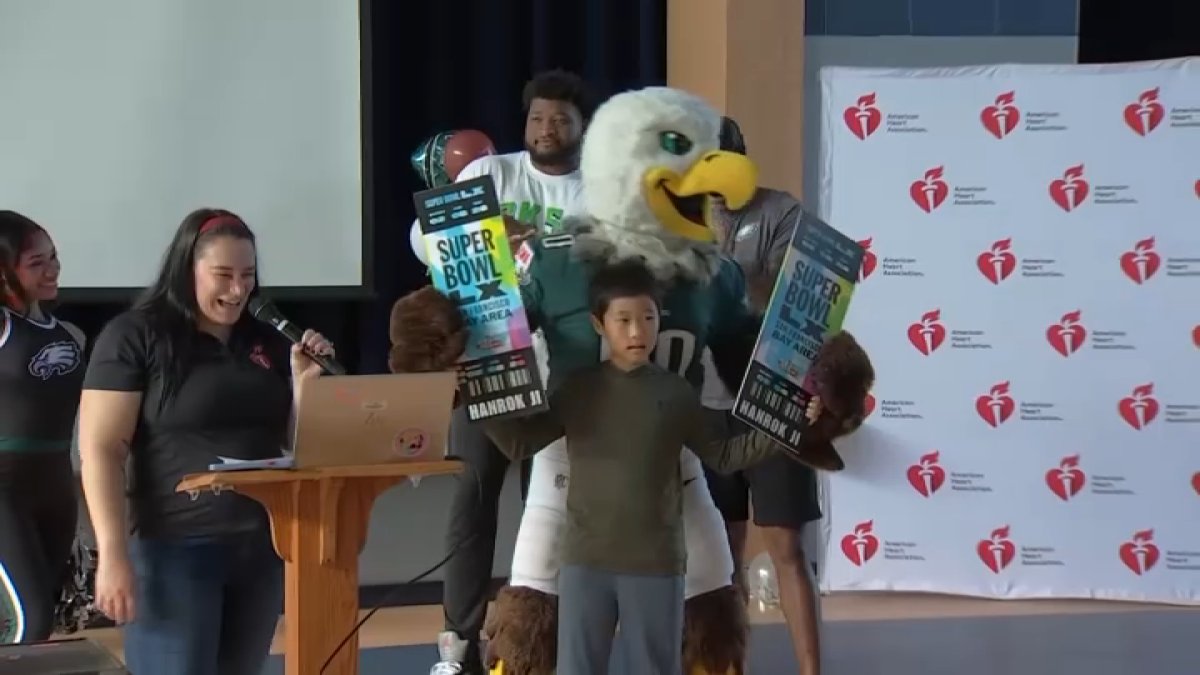 Pennsylvania student awarded surprise Super Bowl tickets – NBC10 ...