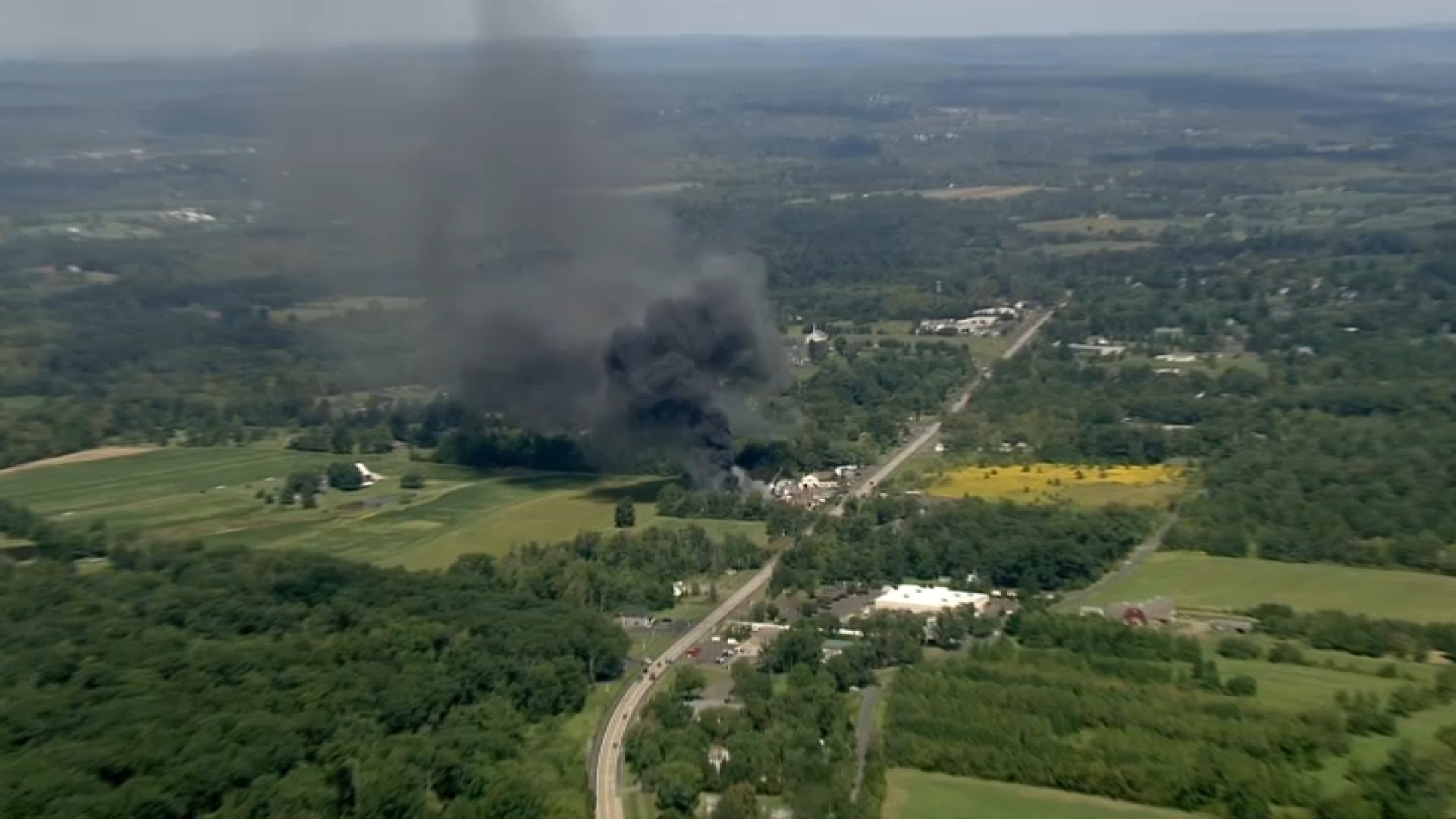 Tires at Pa. junkyard catch fire, sending black smoke into air – NBC10 ...