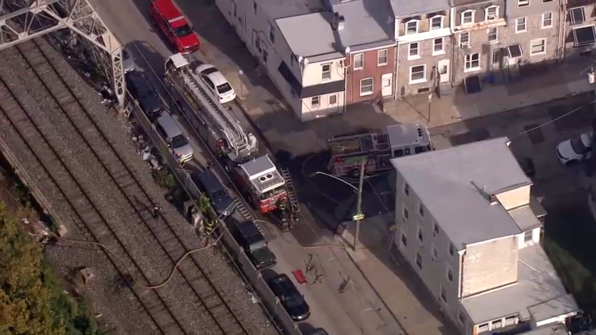 Fire starts on train tracks in Philly’s Manayunk neighborhood – NBC10 ...