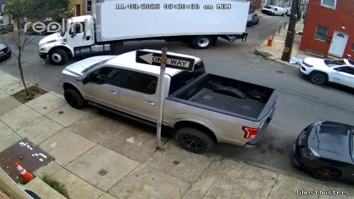 Truck driver flees after hitting cars in Philly, police say – NBC10 ...