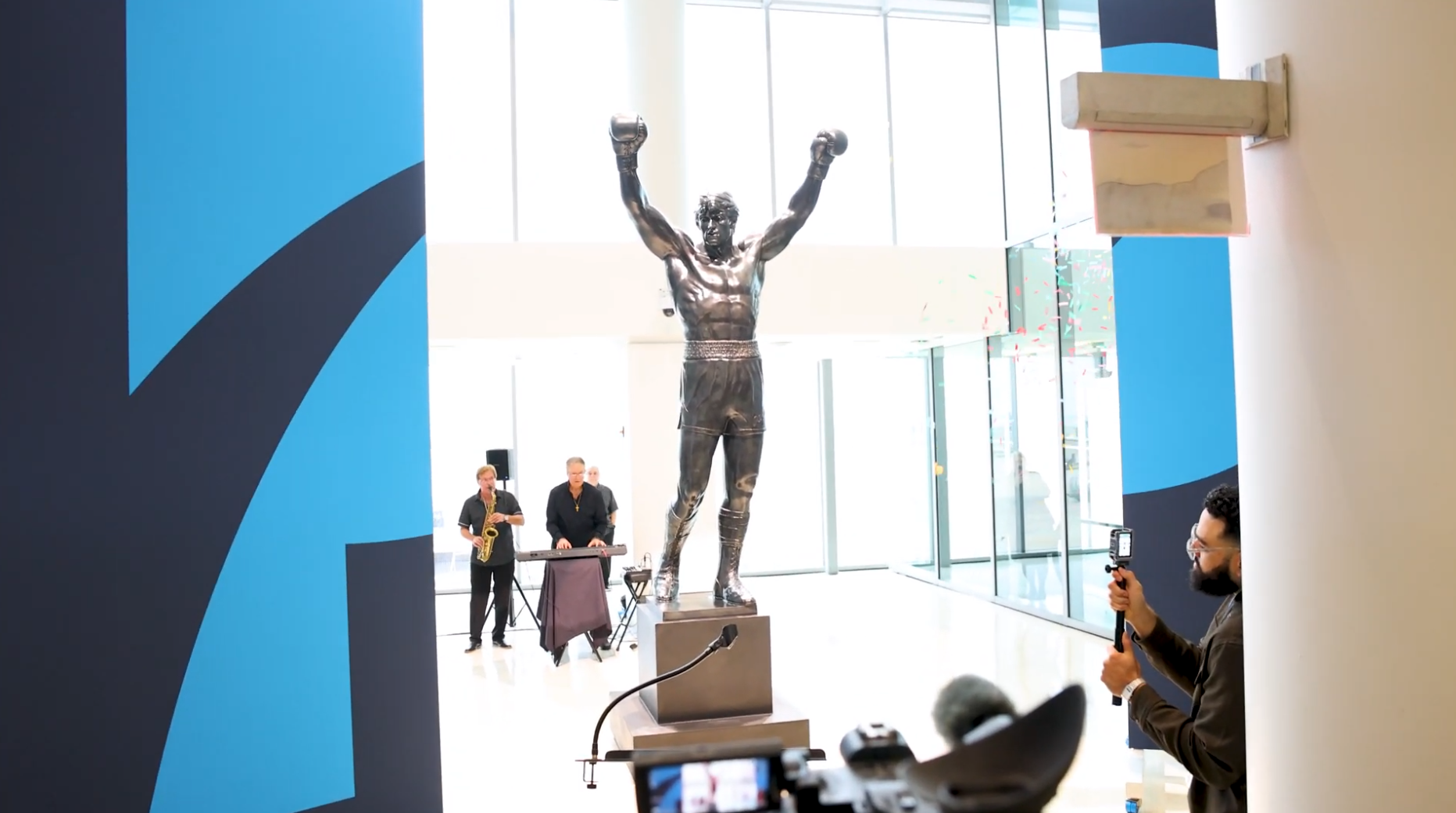 Rocky statue moves inside the Philadelphia Museum of Art – NBC10 ...