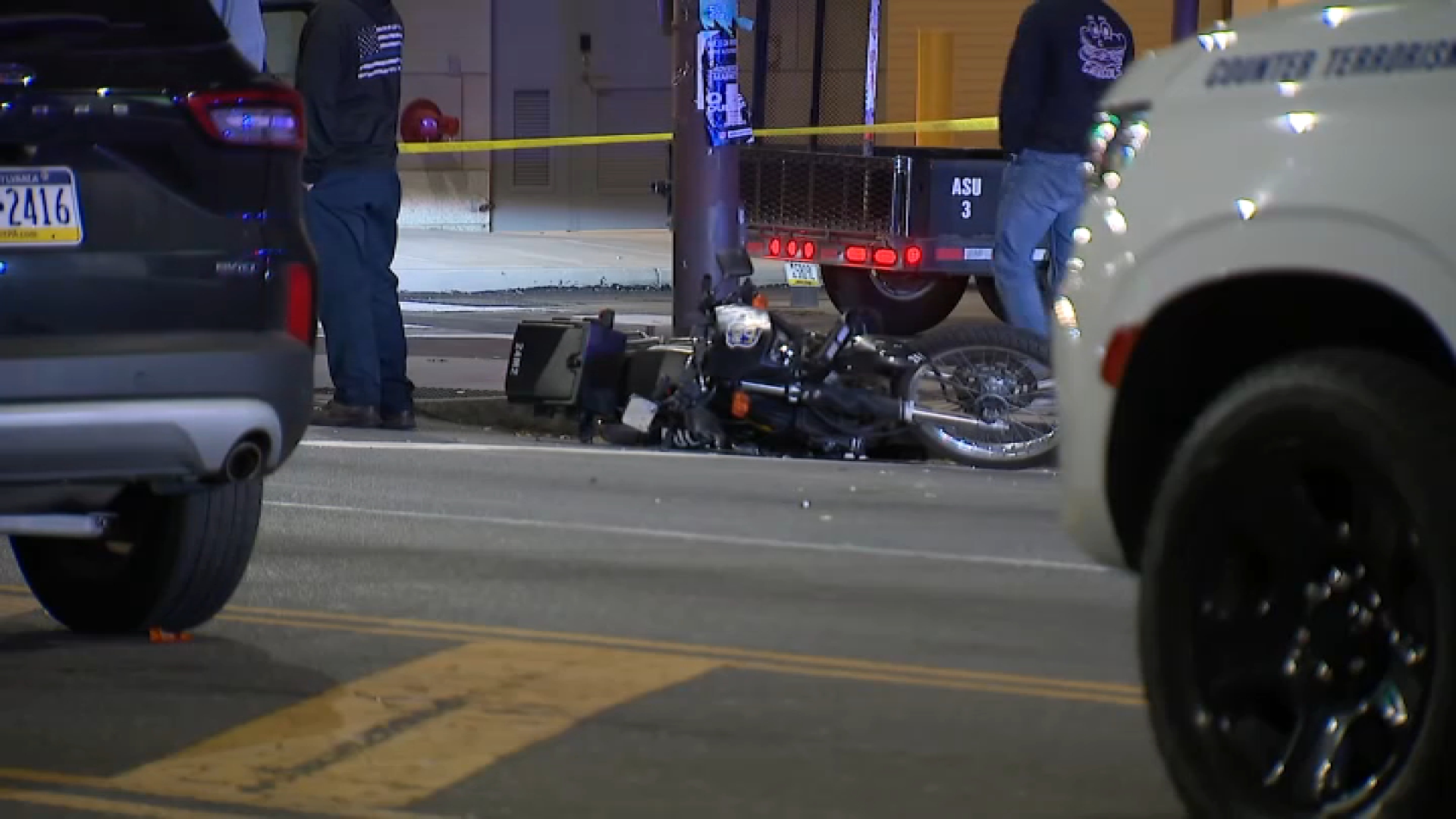 Philly officer on dirt bike hurt after crash on Broad Street – NBC10 ...