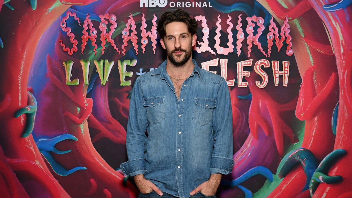 SNL writer Jimmy Fowlie issues plea to help find missing sister – NBC10 ...