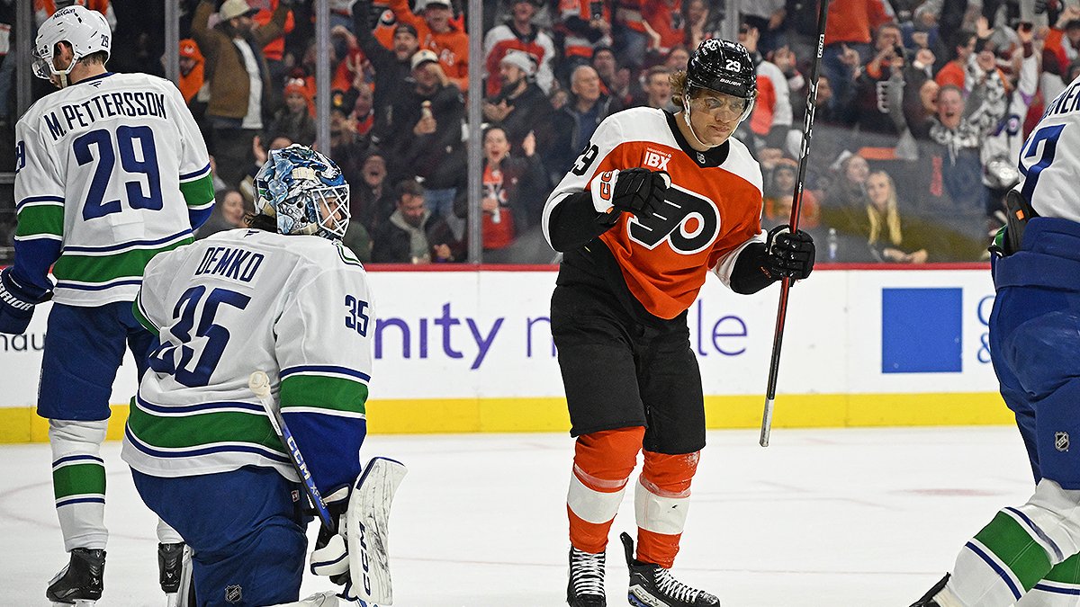 Flyers move into second place behind lopsided win over Canucks – NBC10 ...