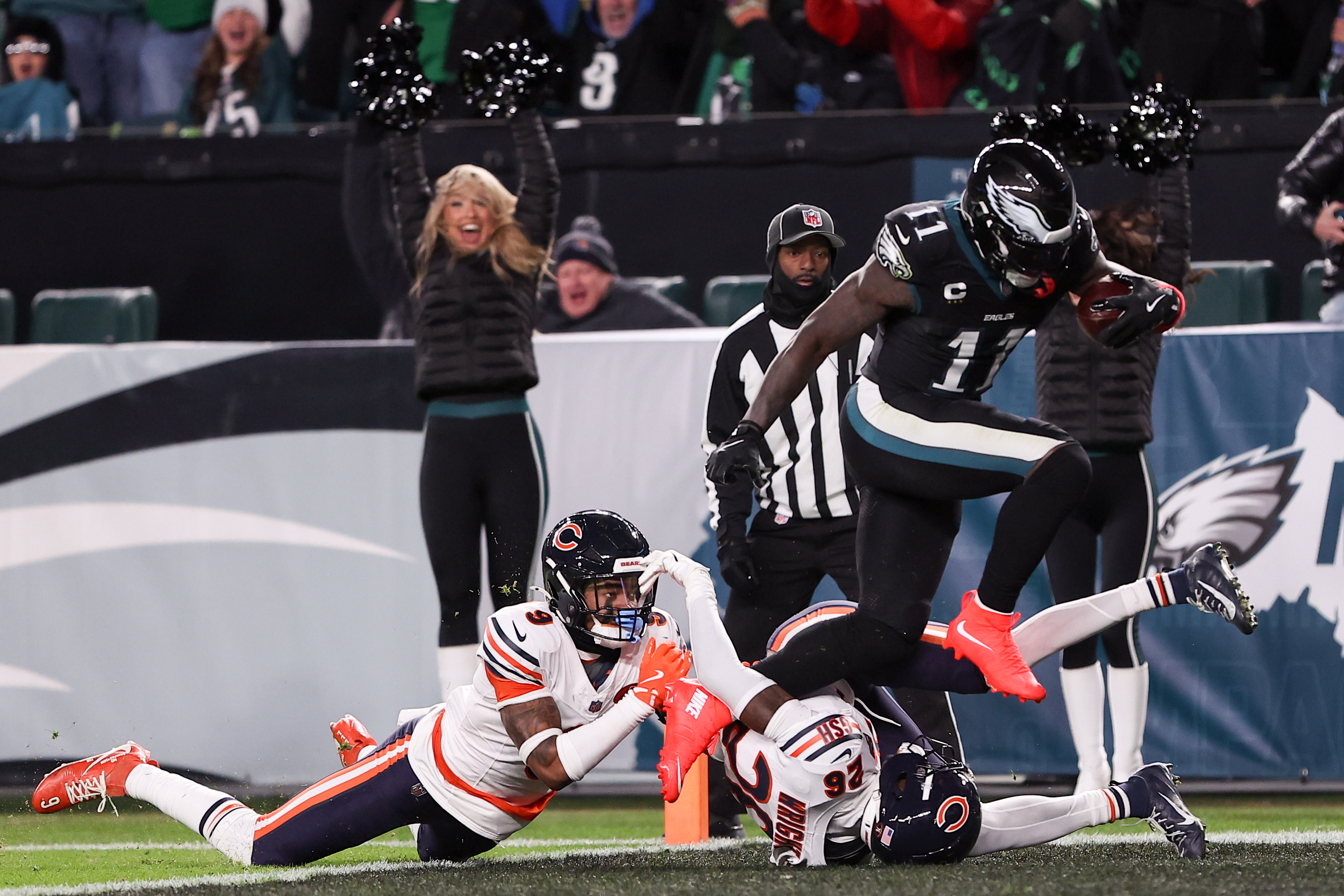 Roob’s Eagle Stats: A.J. Brown and Jalyx Hunt numbers lead team – NBC10 Philadelphia