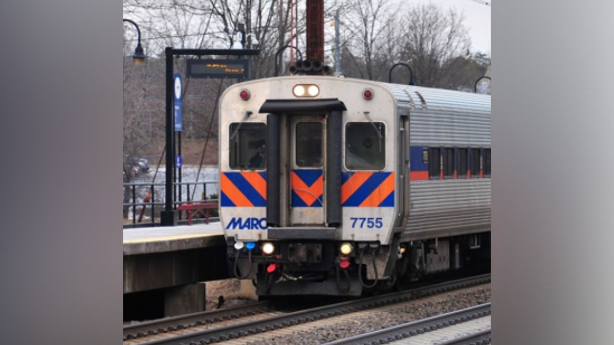Rail cars from Maryland arriving this week to help SEPTA – NBC10 ...