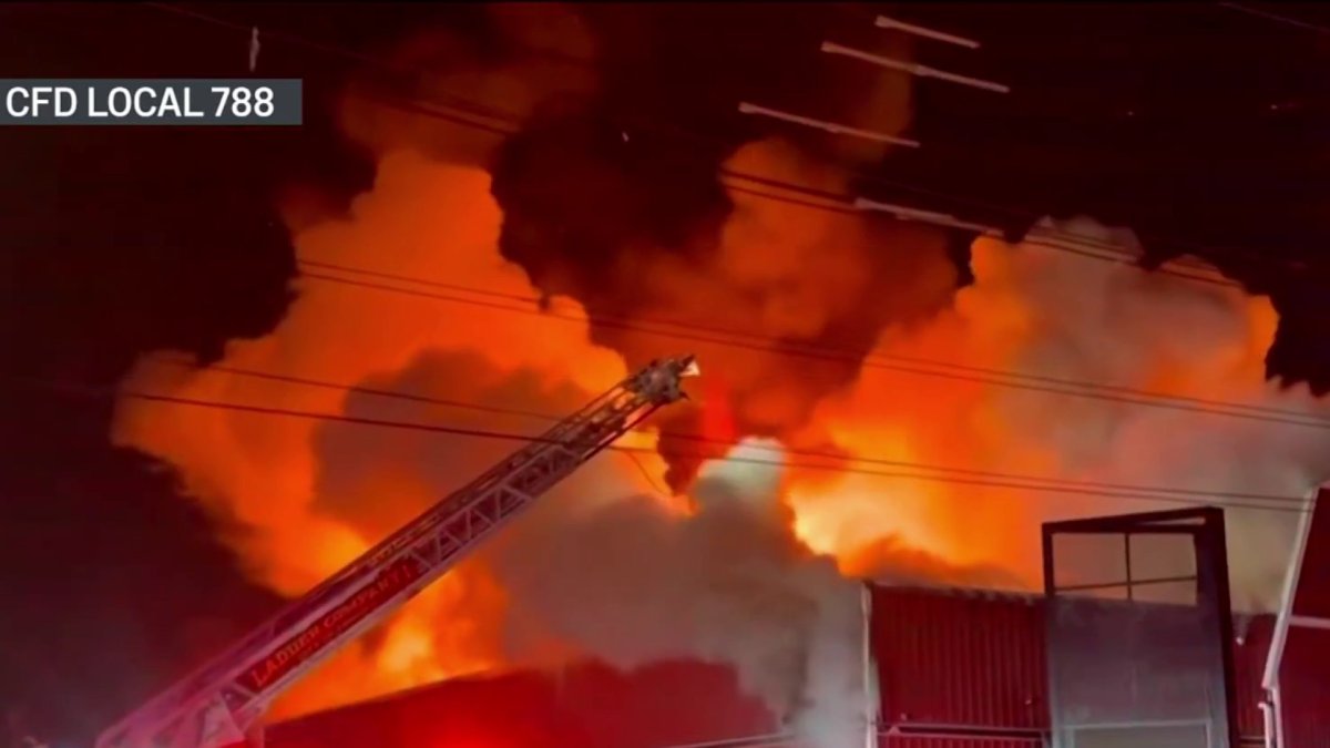 Fire erupts in abandoned building in Camden on Saturday night – NBC10 ...