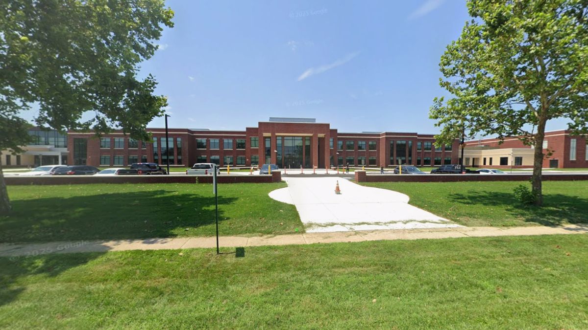 Middle school student threatening child at knifepoint – NBC10 Philadelphia
