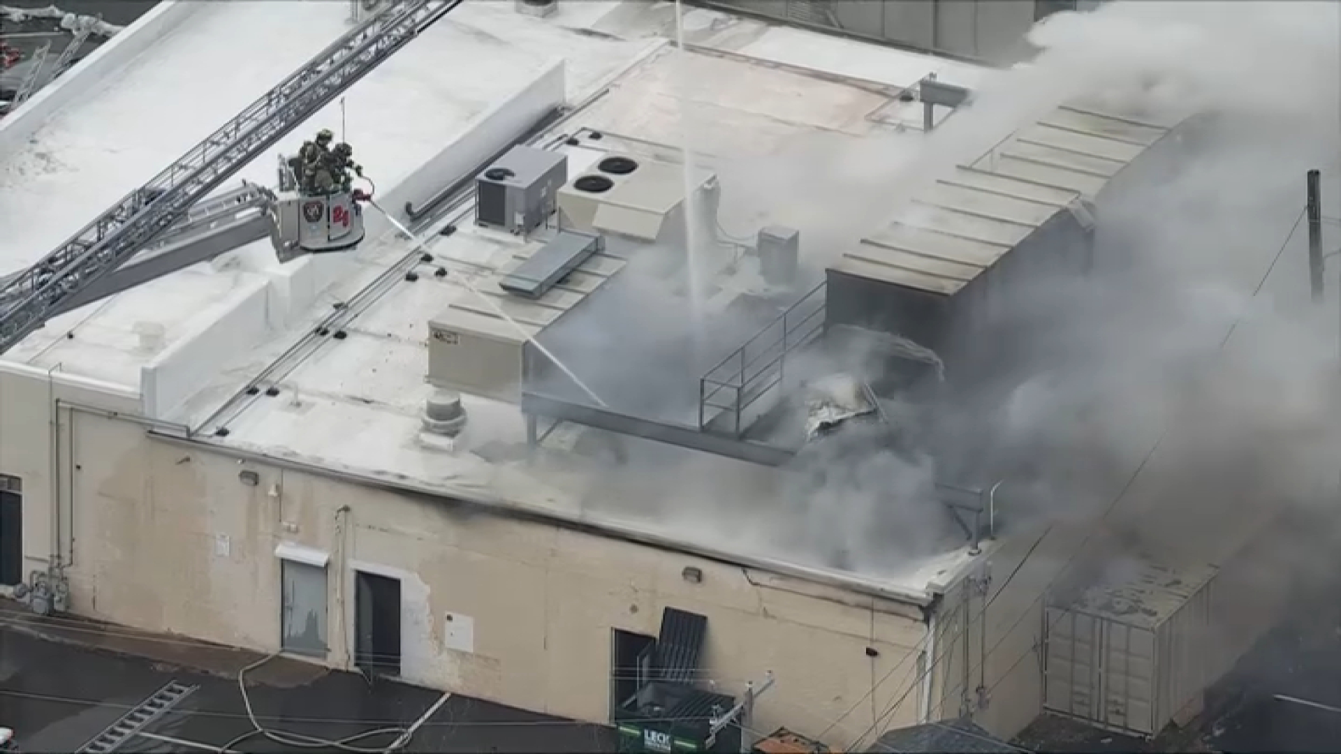 Fire engulfs hunting store and shooting range in Horsham, Pa. on Monday ...