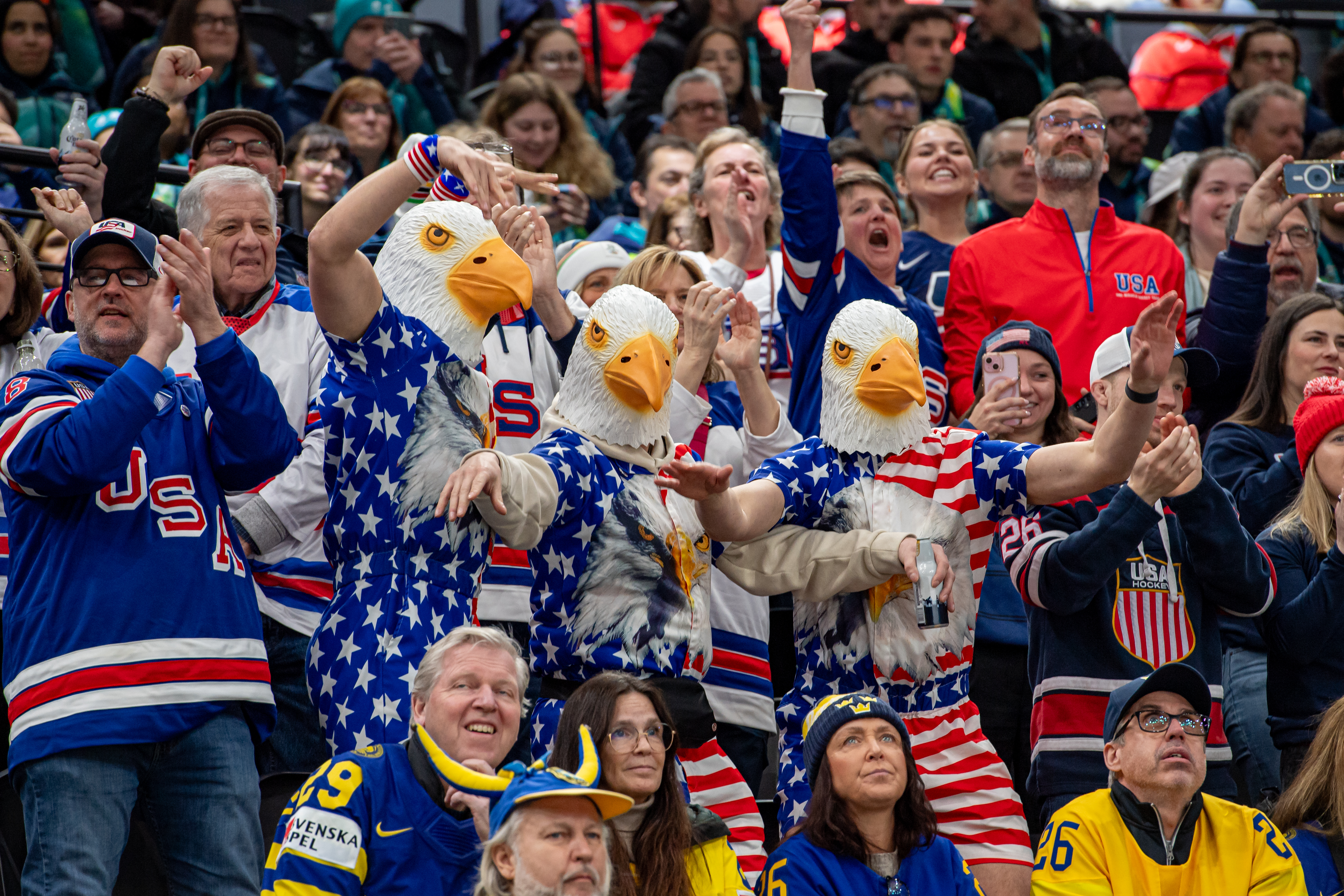 See fans’ best looks from the Milan Cortina Winter Olympics – NBC10 ...